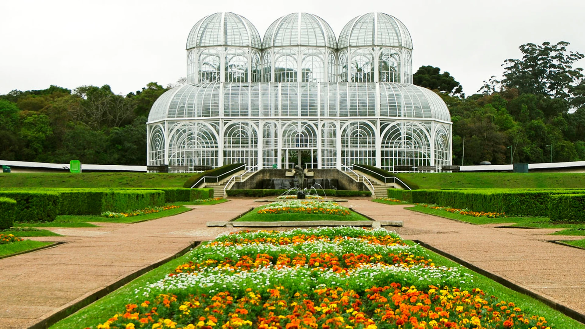 Voo para Curitiba em promo: R$ 243 ida e volta